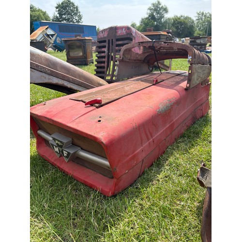 Original Massey Ferguson 135 complete bonnet