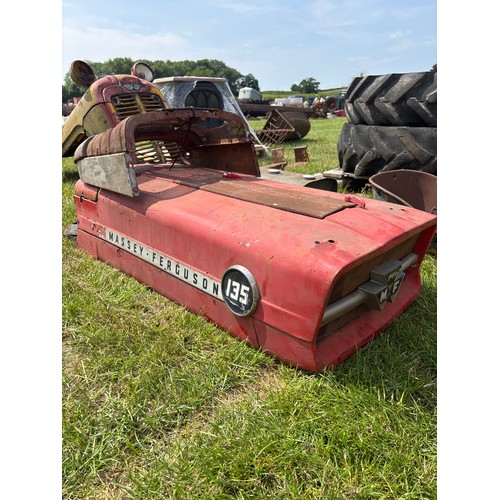 Original Massey Ferguson 135 complete bonnet