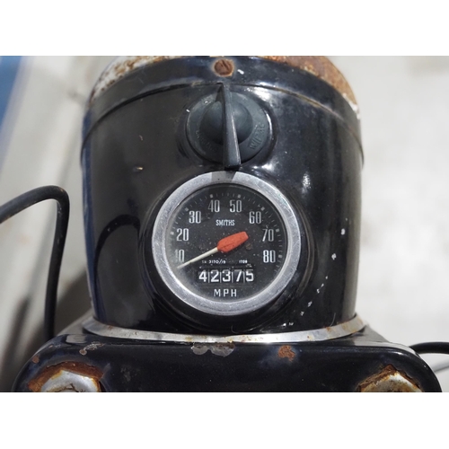 BSA Bantam D7 motorcycle project. Engine turns over. Frame No. D733959 ...