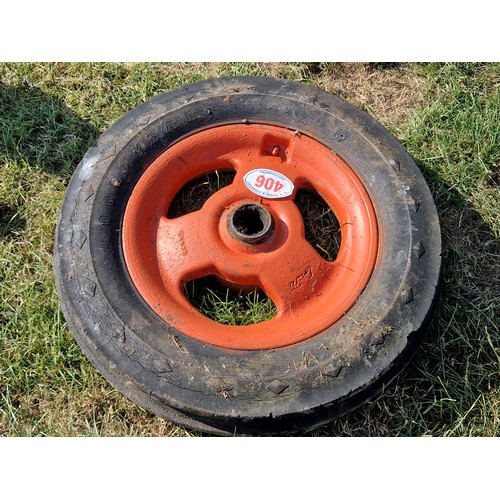Fordson Super Major wheel and tyre