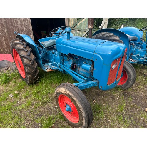 Fordson Dexta tractor, 1960. Road registered. Starts on the button ...