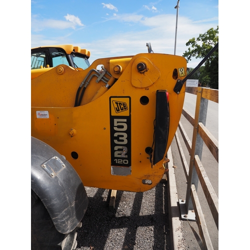JCB 532.120 telehandler with pallet tines. Runs and drives key. Reg ...