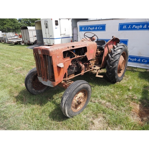 International B414 tractor. Spares or repairs