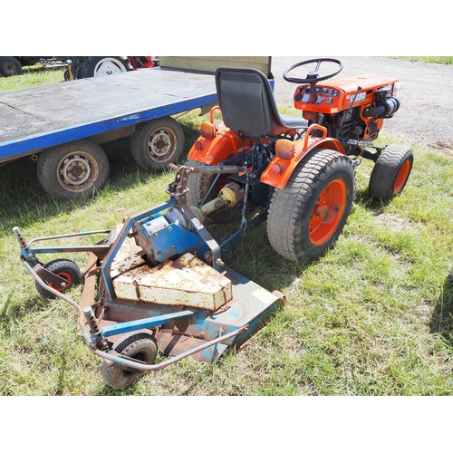 Kubota B5100 compact tractor with Wessex 122 topper. Key in office