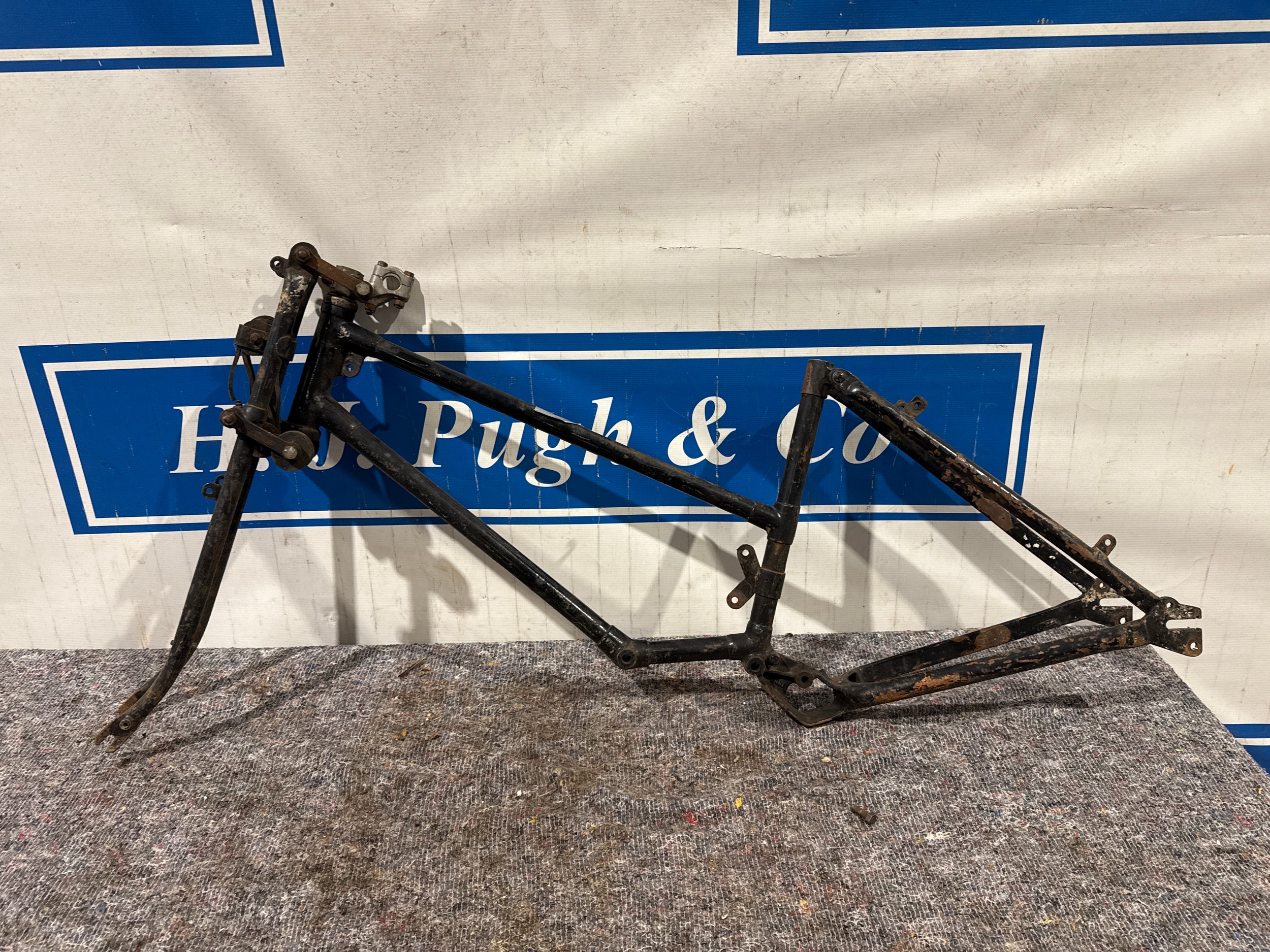 Excelsior autocycle frame with good girder forks