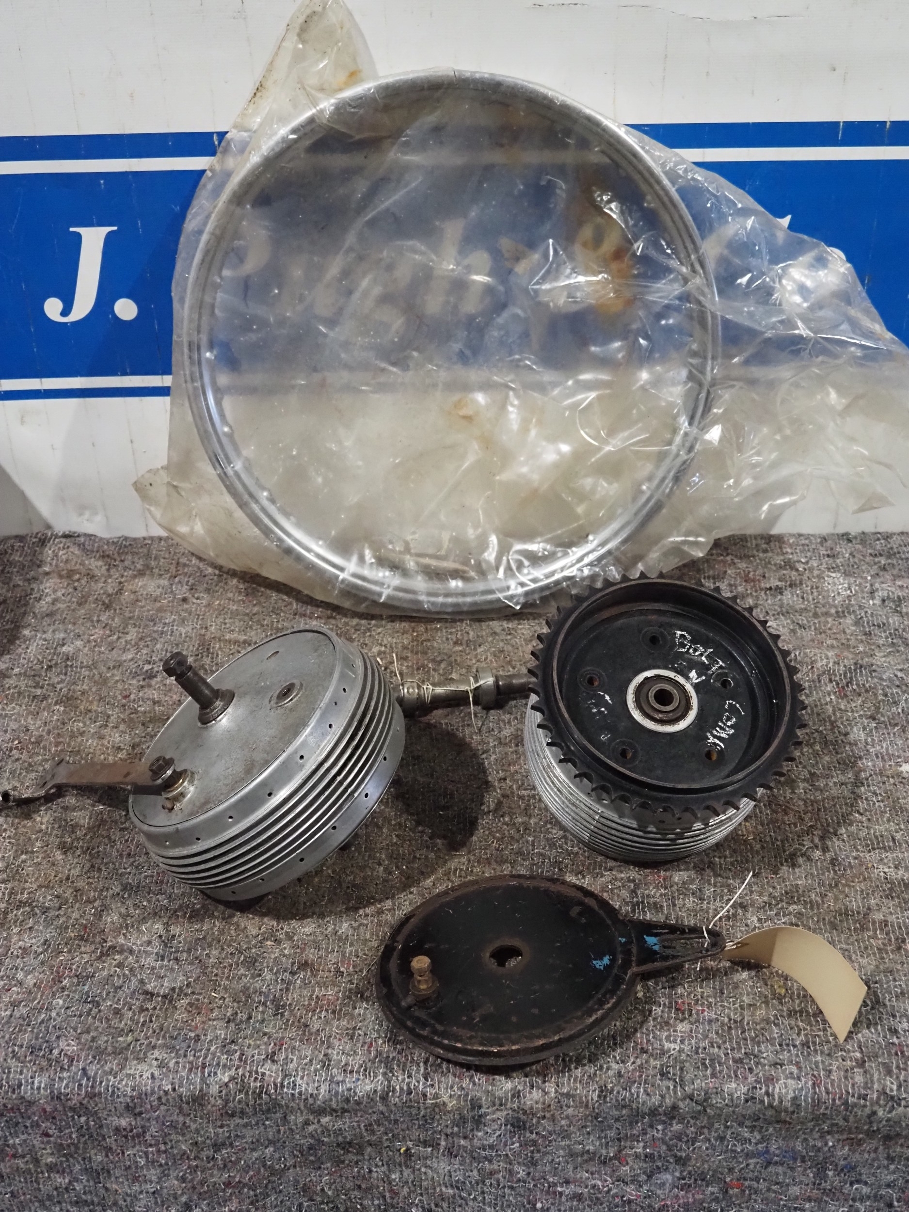 Matchless/AJS wheel hubs to include CSR/comp rear hub, NOS chainwheel ...