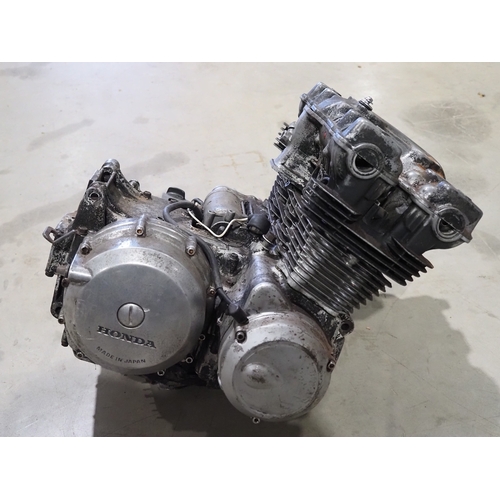 Honda 750cc engine parts, engine no. RC01E 2017611