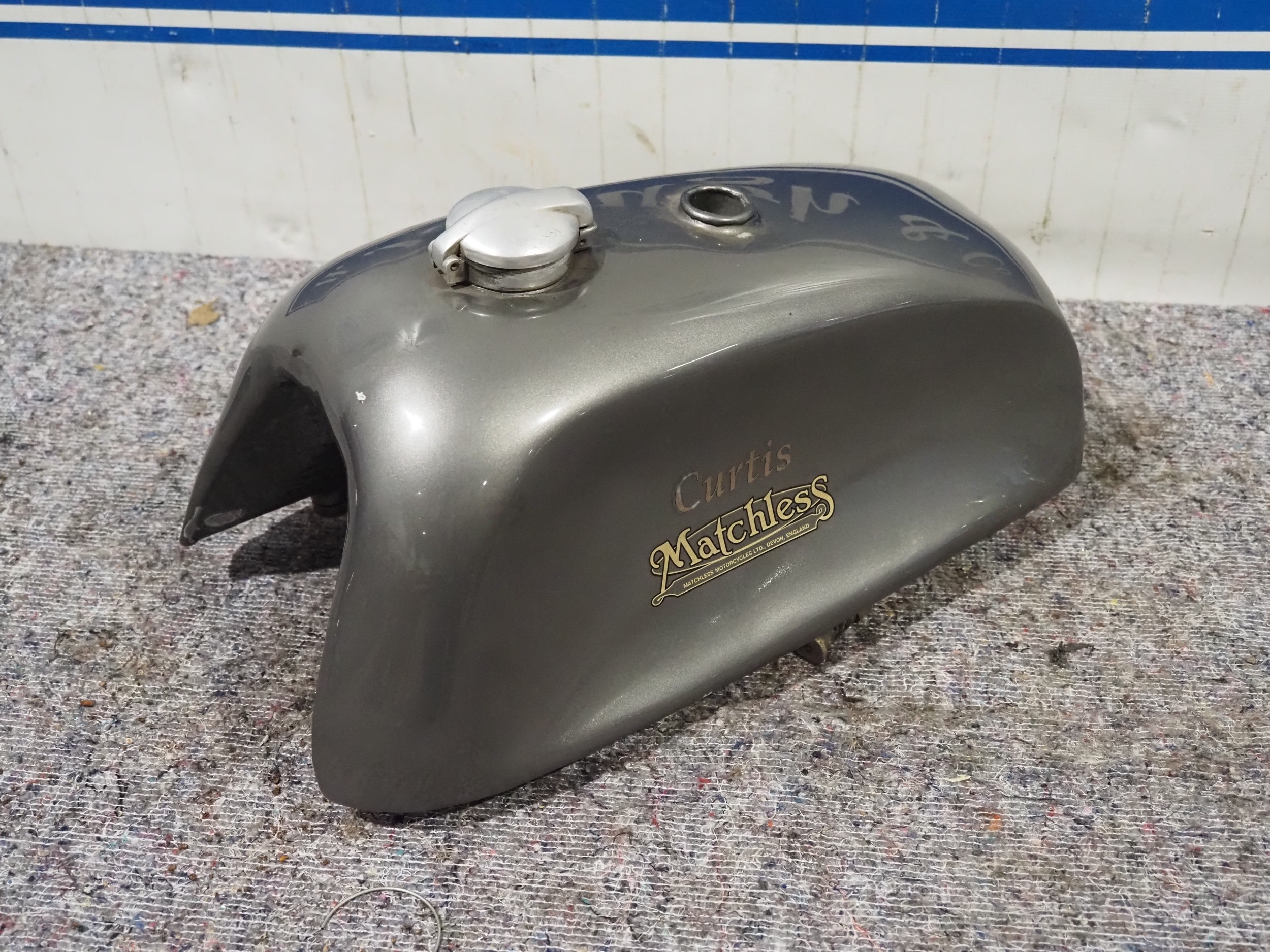 Matchless fuel tank