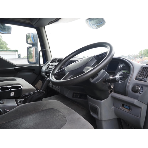 DAF LF 220 lorry with livestock box. MOT until 31/07/26. Reg. FN09 MYZ ...