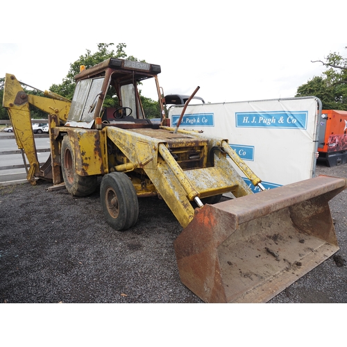 JCB 3C MkIII digger with back actor, Runs and drives