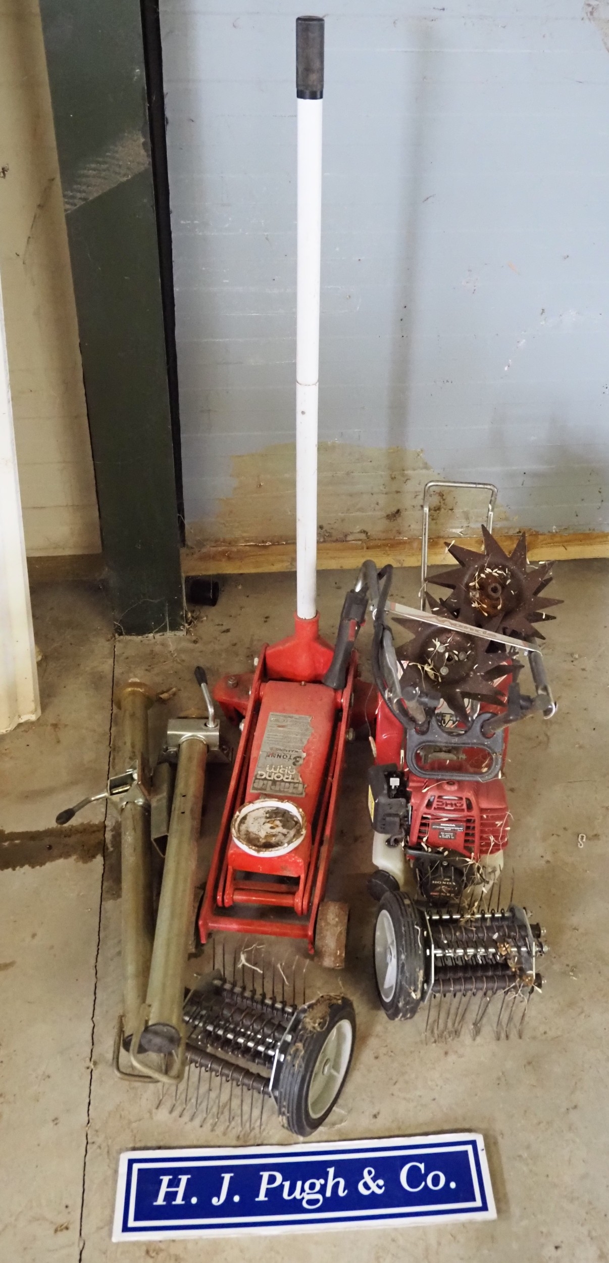 Mantis rotavator and Clarke 3 ton Jack