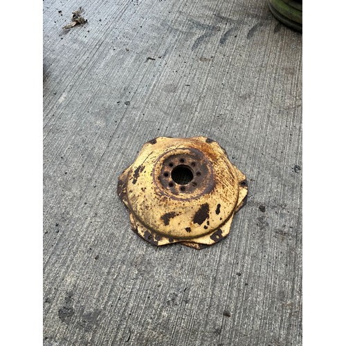 Ferguson wheel centres - 2