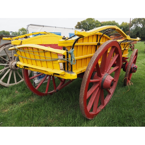 Oxfordshire wagon, circa 1837. With wooden wheels on wooden axles
