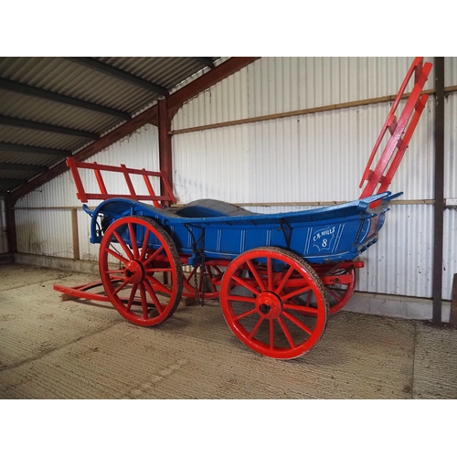 South Gloucester bow wagon with set of shafts
