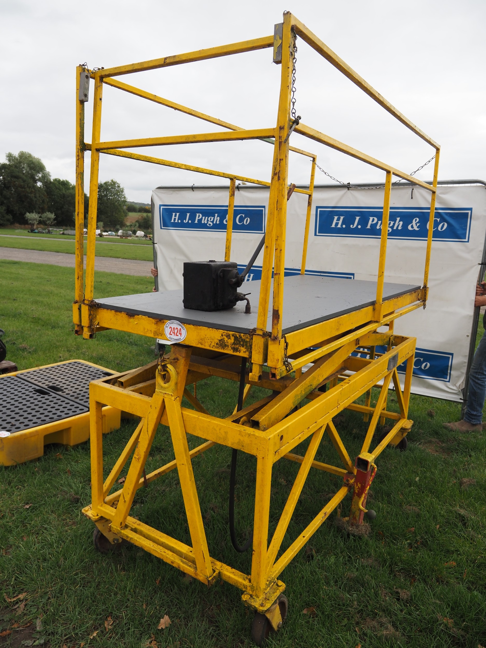 Zipper power platform 7x3ft