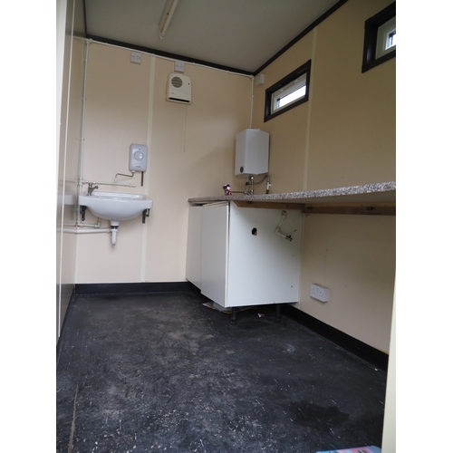 Welfare unit 12ft x10ft. Keys in office