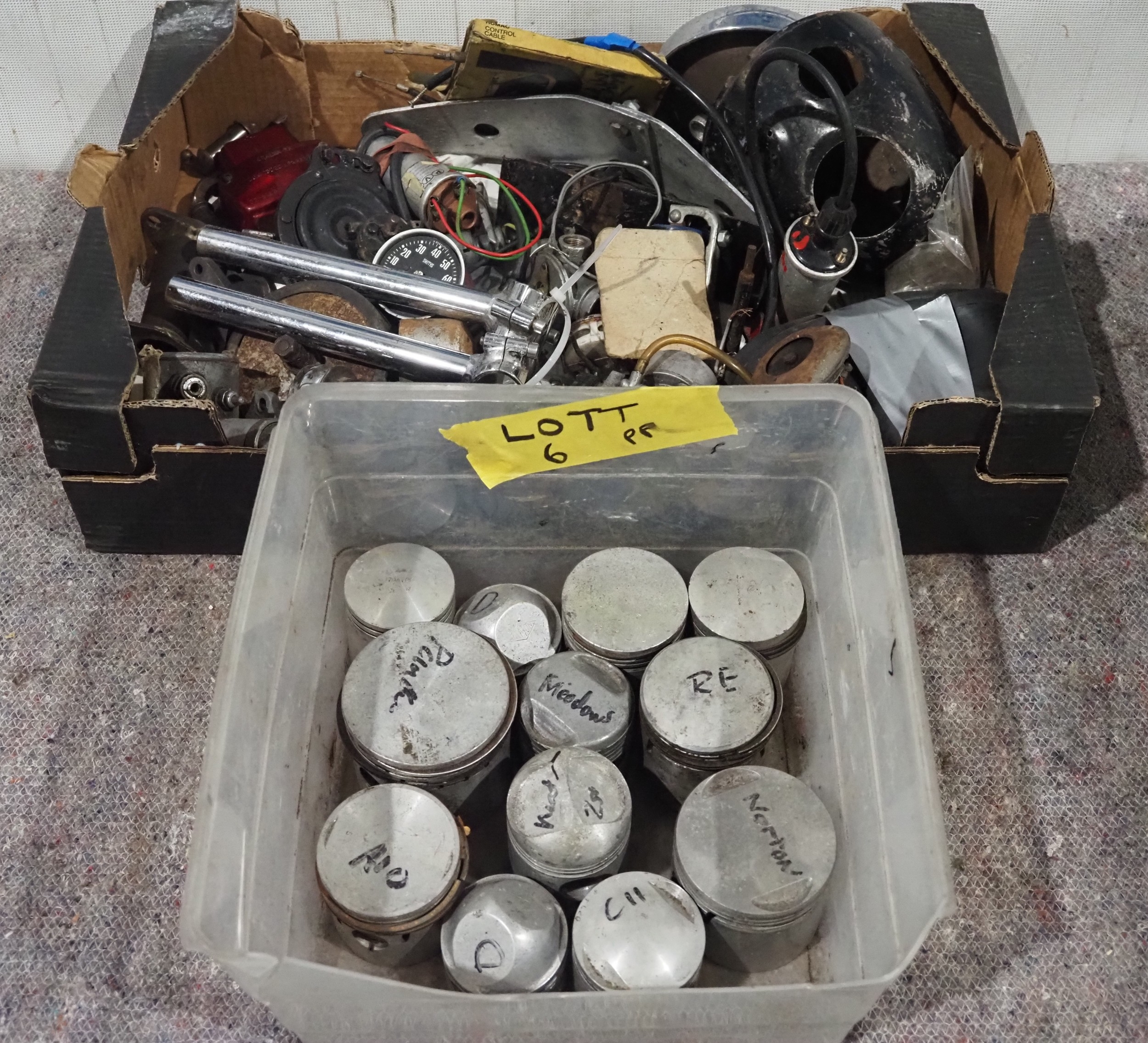 Assorted pistons and motorcycle autojumble