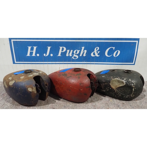 BSA A10 and A65 fuel tanks - 3