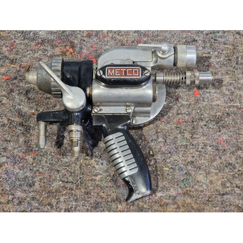 Metro thermo spray gun