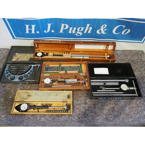Assorted engineering gauges to include cylinder gauge and Moore and ...