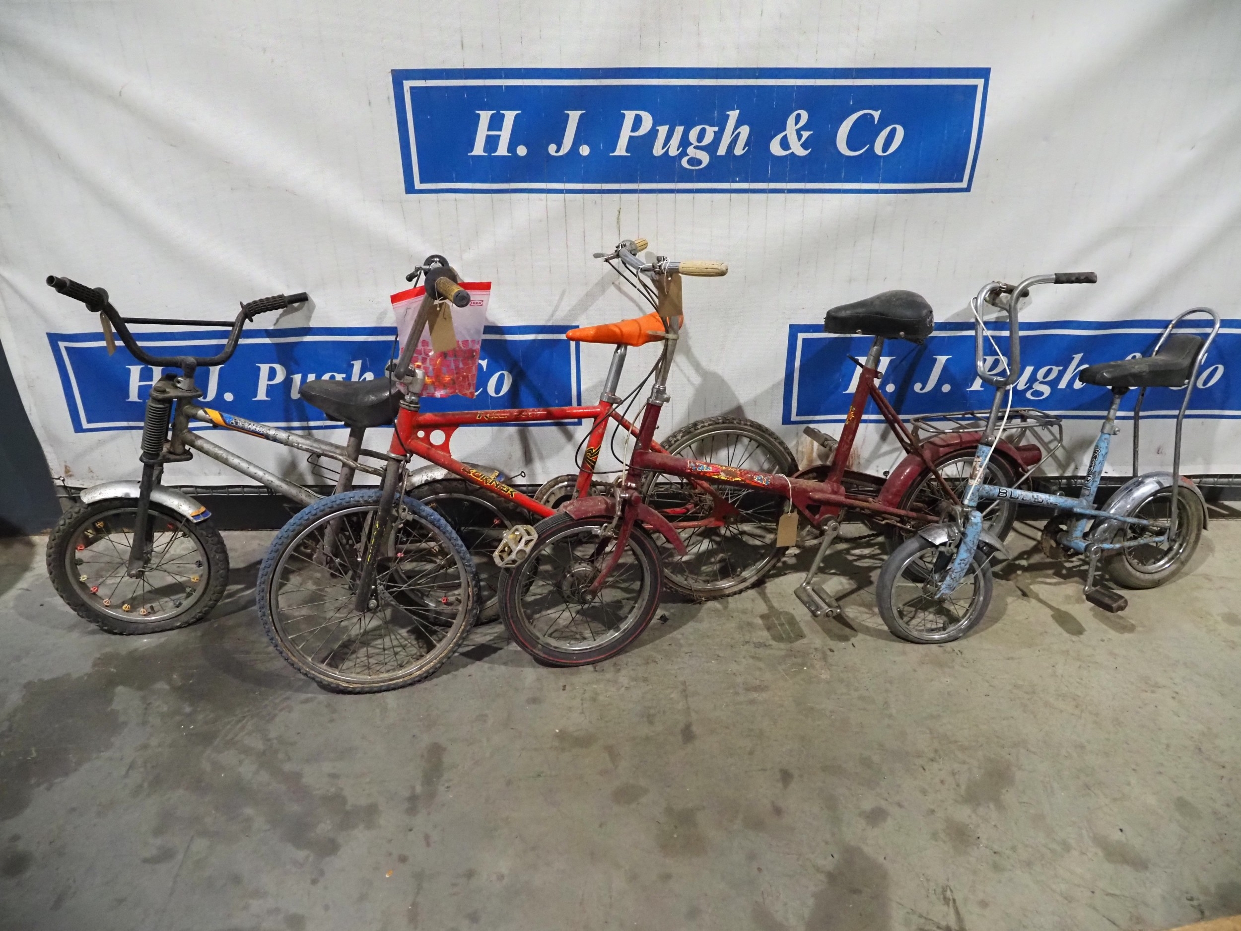 Various Raleigh bicycles to include Budgie, Striker, Burner and RSW 16