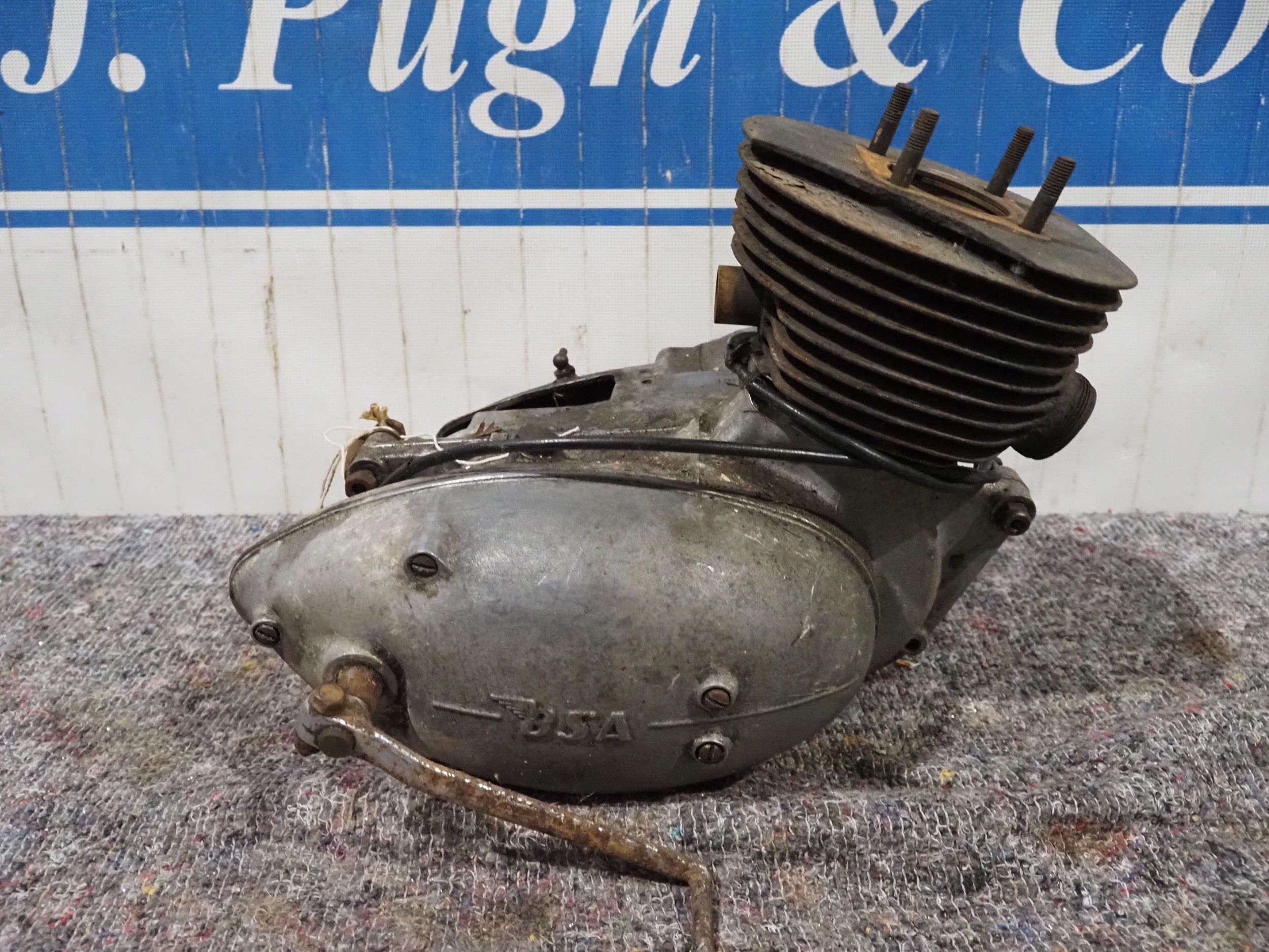 BSA Bantam engine parts. No. DDB 1588S