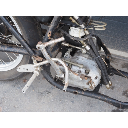 BSA Goldstar rolling chassis. Frame No. CB32.6500. Ex racer from the ...
