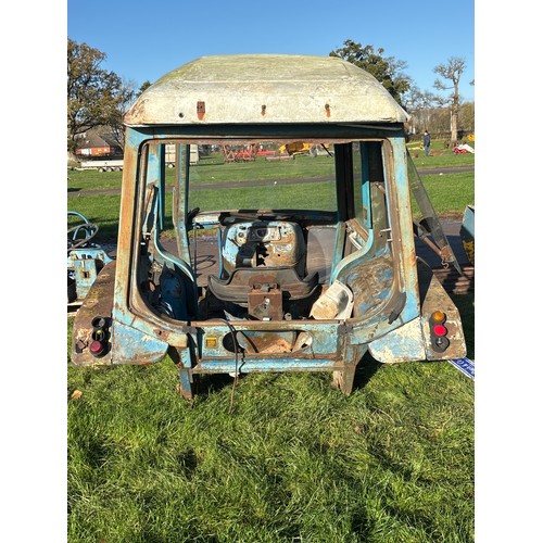 Ford Q cab to fit 5600 / 6600 / 7600