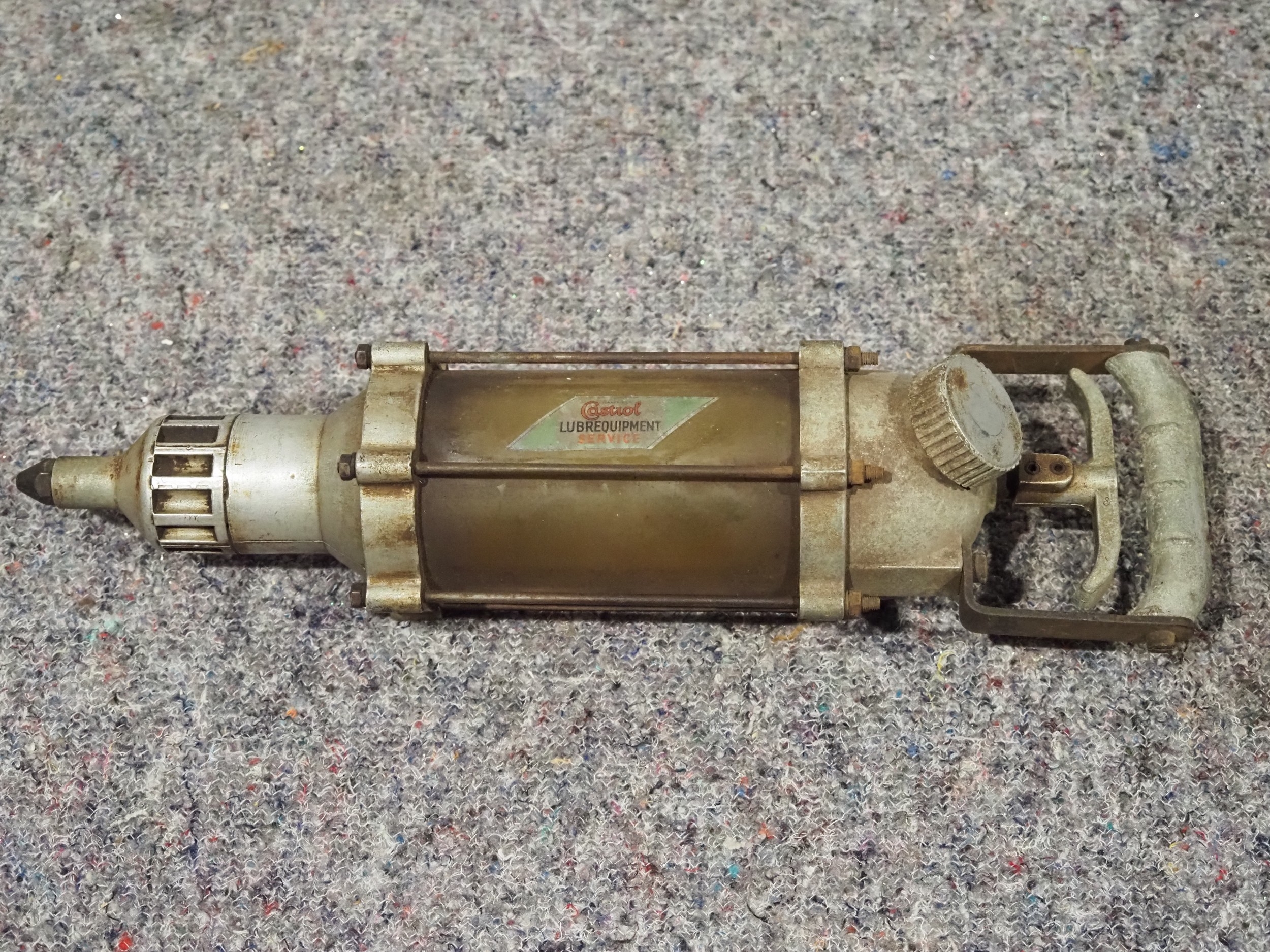 Early Castrol upper cylinder lubricant dispensing gun