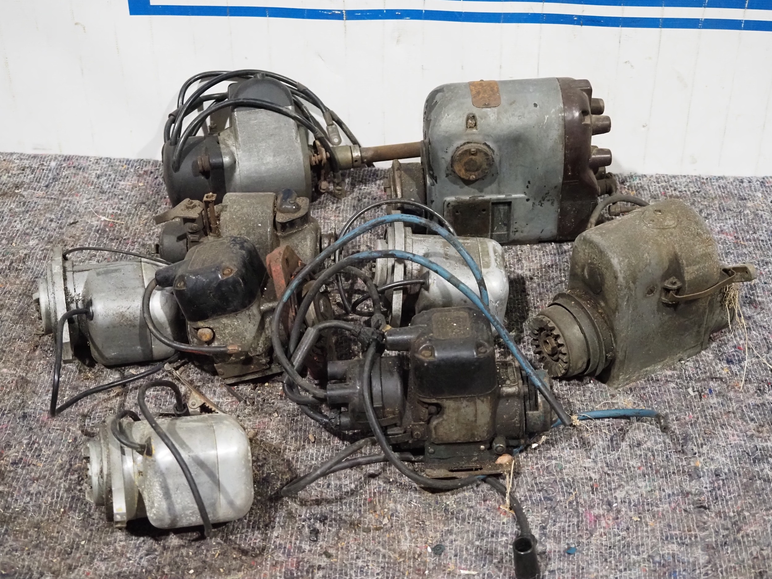 Assorted magnetos to include Wico