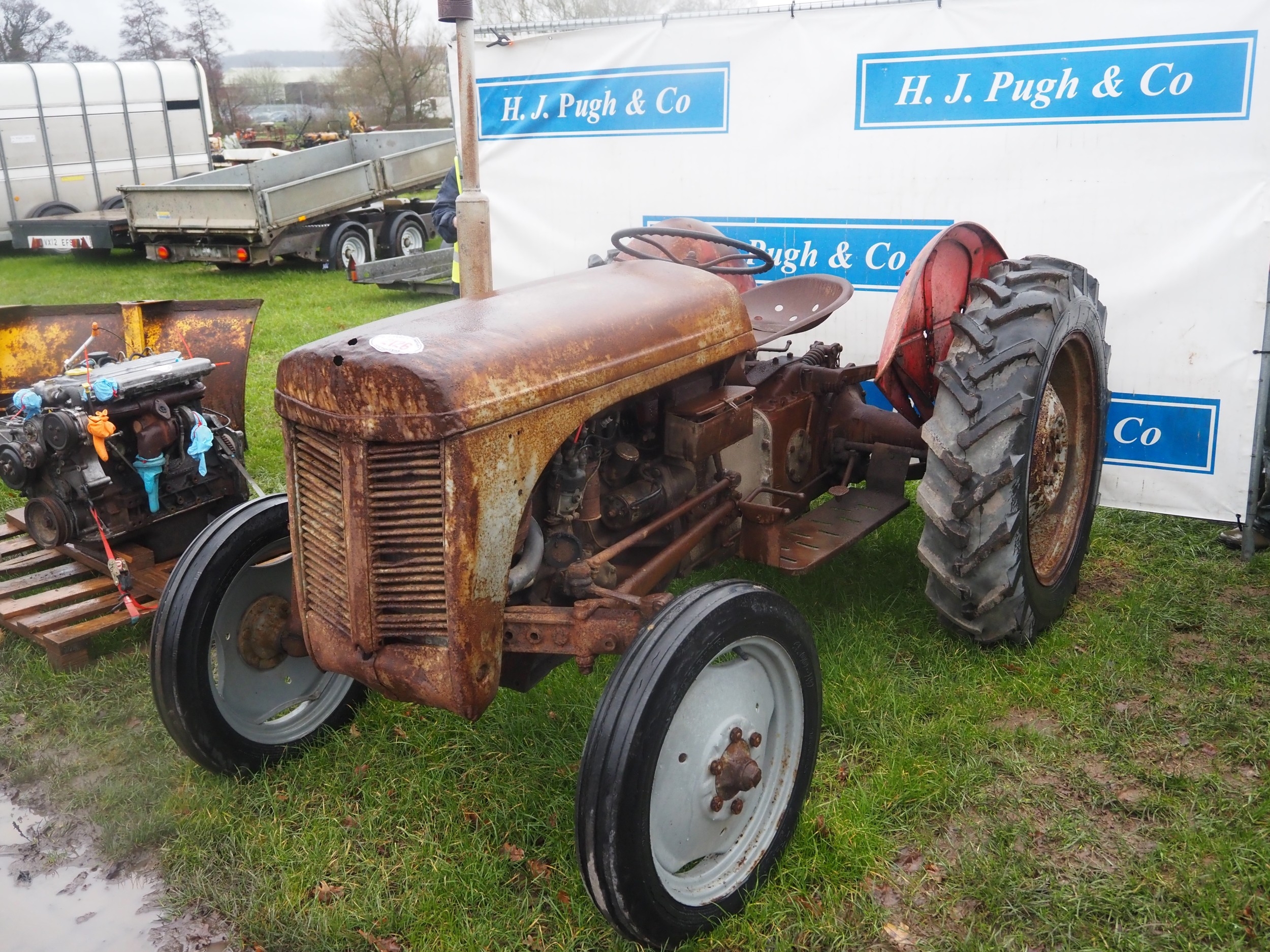 Ferguson T20 petrol/TVO tractor