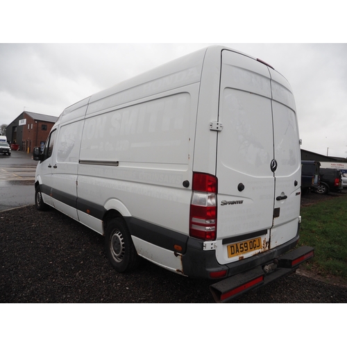 Mercedes Sprinter Cub 313 CDI van. Showing 149,789 miles. MOT until 06. ...