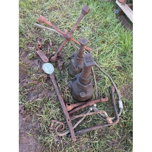Bottle jacks, wire rope etc