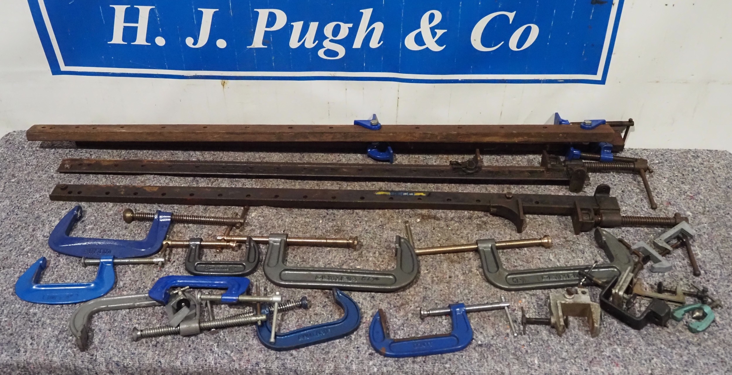 Sash clamps and G-clamps to include Paramo