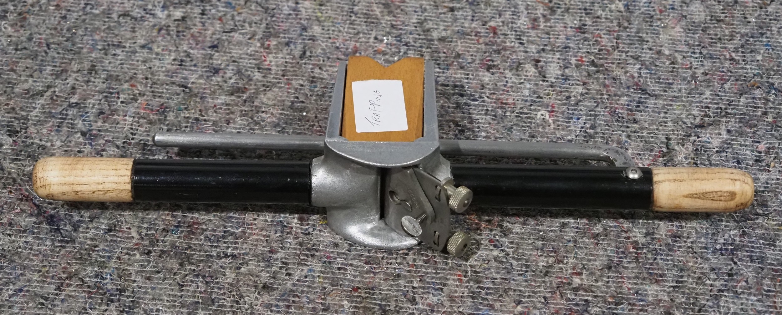 Chairmakers trapping plane