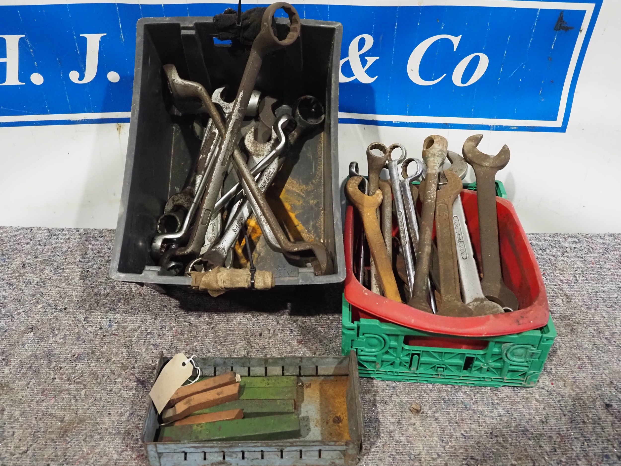 Spanners, ring spanners, lathe tools etc