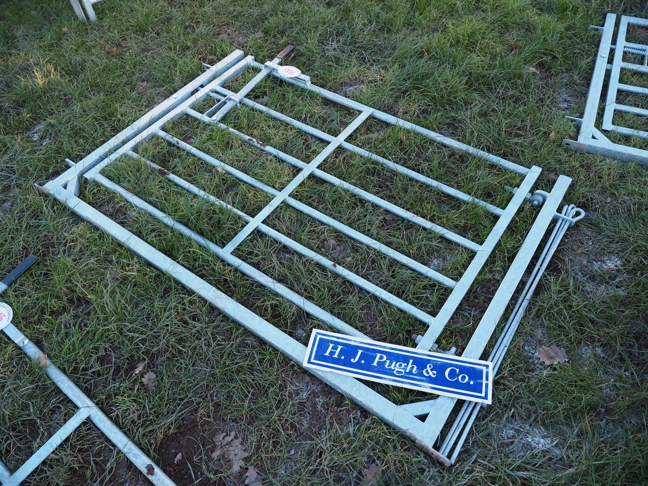 Galvanised gate in frame 5ft