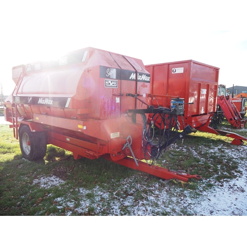 Hi-spec mix-max super 10 wagon. In good working order