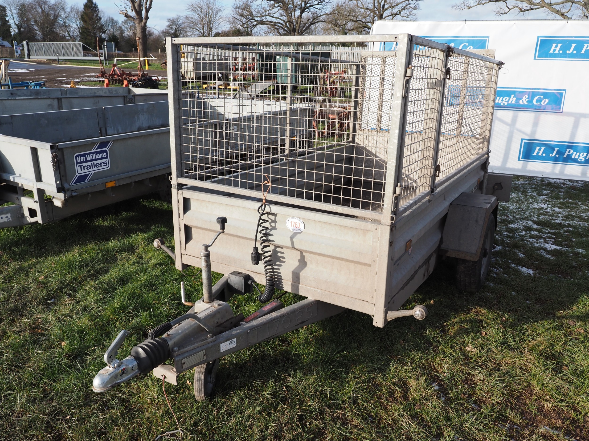 Indespension trailer 8ft with mesh sides
