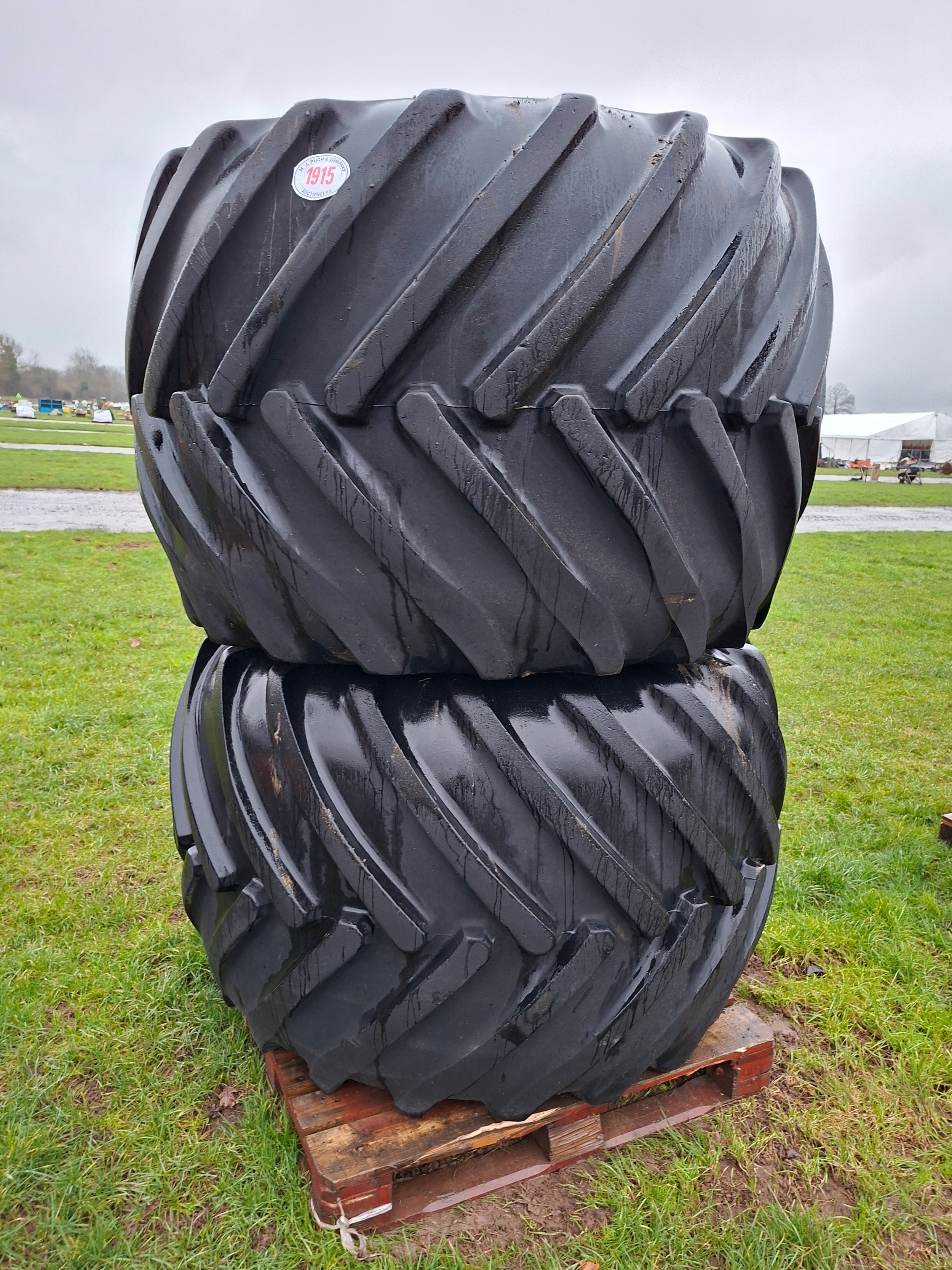 Wheels and tyres - 2