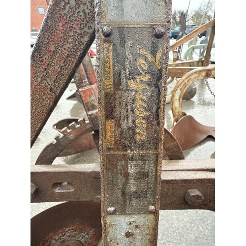 Ferguson 2 furrow plough. Type A210-HAE. S/n 036732. C/w discs ...