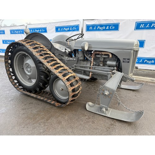 Ferguson TEA tractor. 1954. Petrol. Runs and drives. S/n 422271. Fitted ...