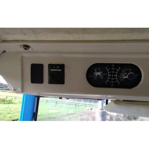 Iseki SX95 tractor, 1989. Reg. F212 ERP. V5 and key in office