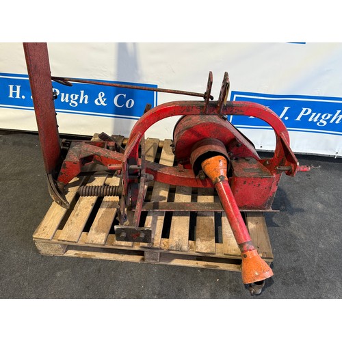 Massey Ferguson finger bar mower. Type 327. S/n G5314