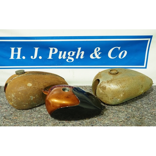 Custom fuel tank NOS and British fuel tanks - 2
