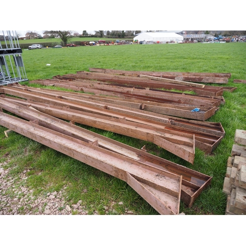 Complete steel portal framed building 25m long, 13m wide. 6.5m to eaves ...