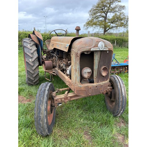 Fordson Super Major tractor. Vendor states runs and drives