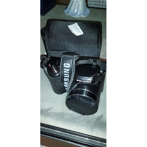 Samsung 26x Optic Zoom 16.2MP Model WB101 With Case, Working
