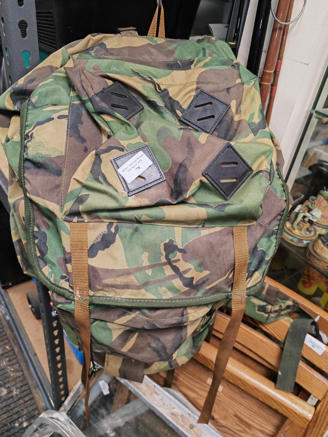 Army Bergen With 1 X Jumper, 1 X Denim, 1 X Cam Jacket And Complete Set ...