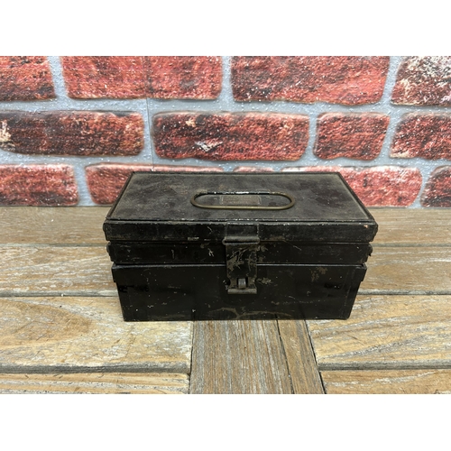 Antique artists fold out box with original content